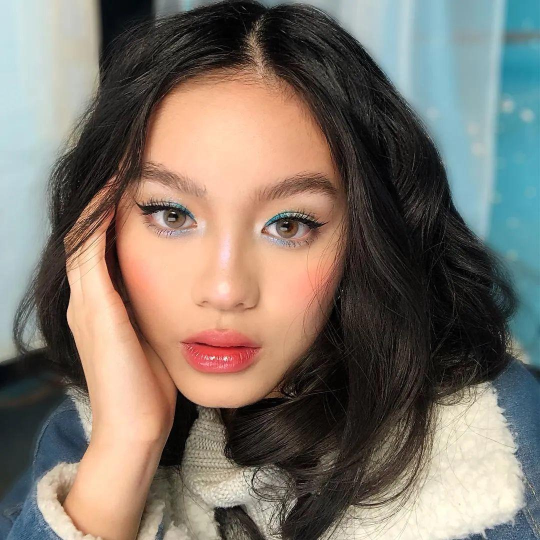 INS上超火的99年美妆博主Jessica Vu 化妆堪比换脸！ - 知乎