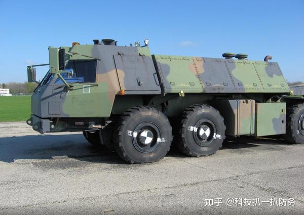 波音HML牵引车，运载MGM-134A导弹，最终却被放弃 - 知乎