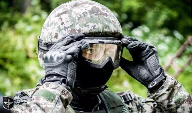 解析俄罗斯内务部特种部队专用防弹背心 - 知乎