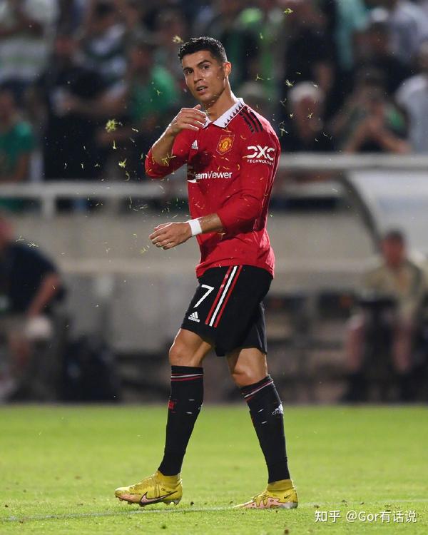 曼联远征3：2逆转奥摩尼亚，鼓舞联赛惨败的低落士气 - 知乎