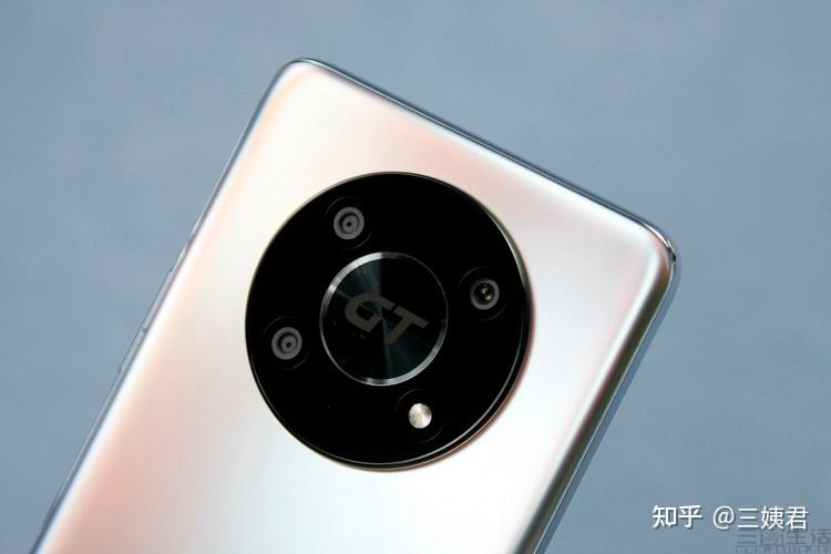 荣耀X40 GT评测：千元价位段的“性能之王” - 知乎