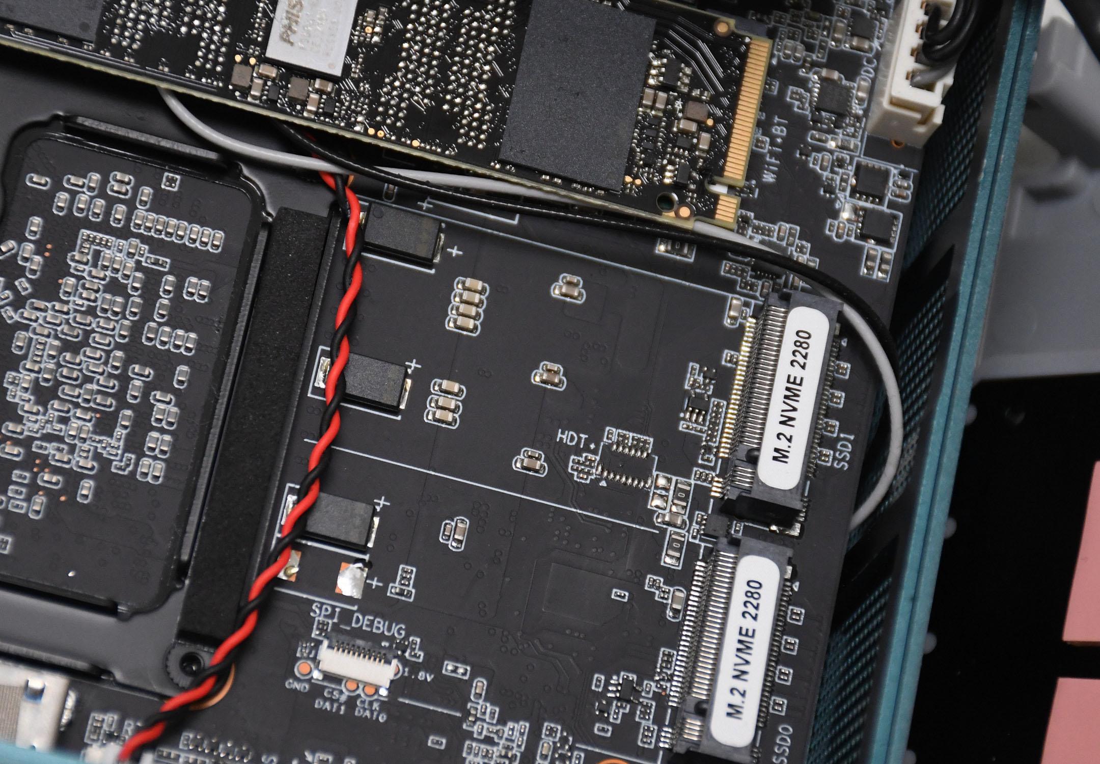 磁吸电源设计！搭载锐龙7840HS，高性能迷你主机：零刻GTR7评测