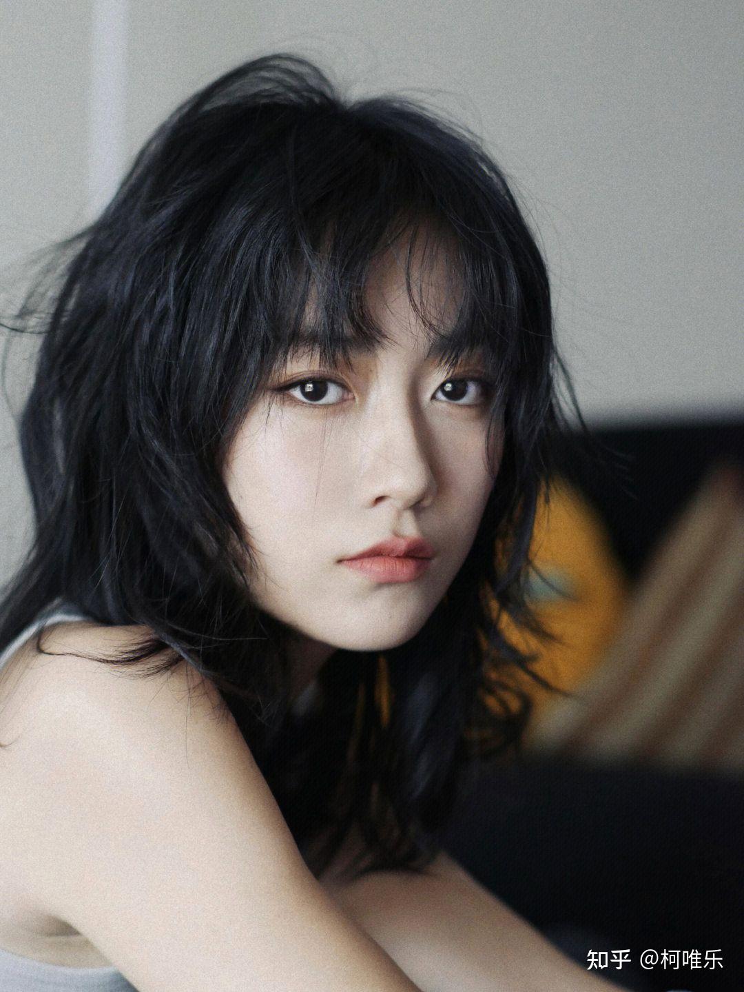 阴天 在不开灯的房间 - 知乎