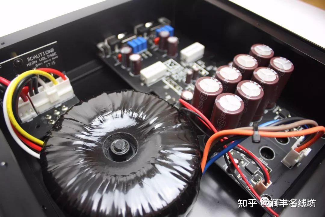 精巧造型，更适用桌面设备：KECES P3线性电源 - 知乎