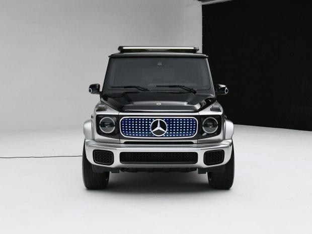 仰望U8最大对手！实拍奔驰EQG概念车 - 知乎