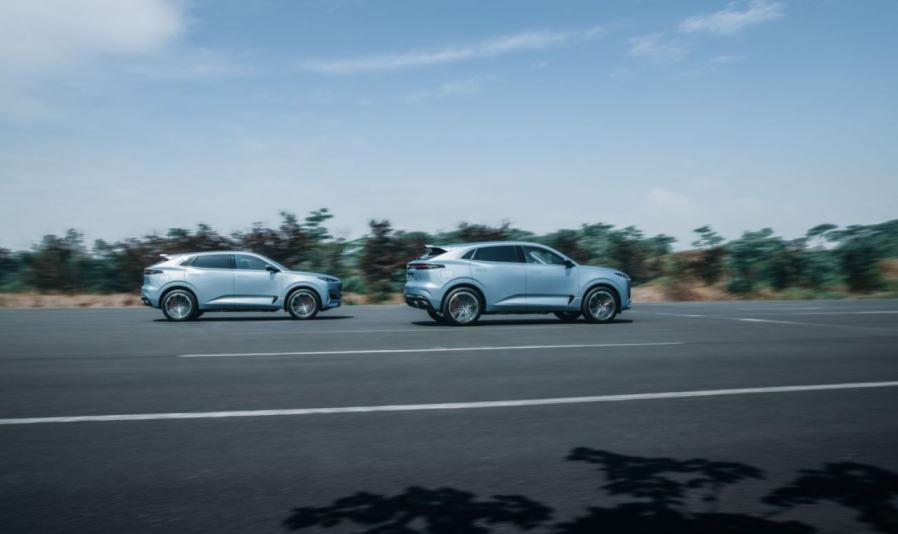 全程「0焦虑」的长安UNI-K iDD 轻松通过三项严苛挑战 - 知乎