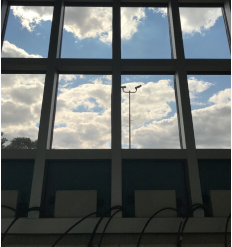 像普通玻璃那样透明的光伏面板，光伏玻璃已投入试点 - 知乎