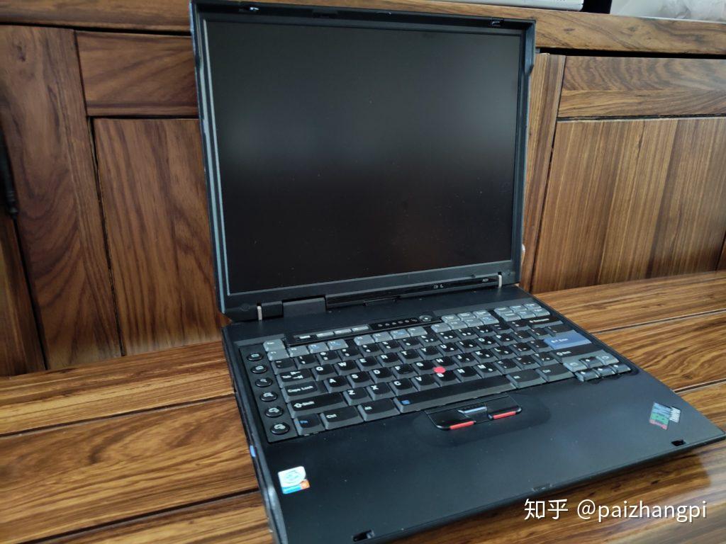 2002年度旗舰笔记本电脑对决：ThinkPad A31p与PowerBook G4 - 知乎