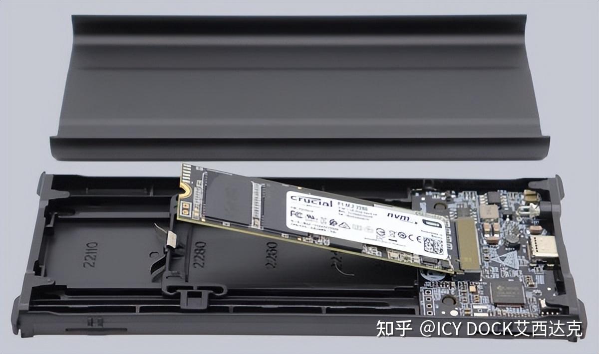 icy-dock-mb861u31-1m2b