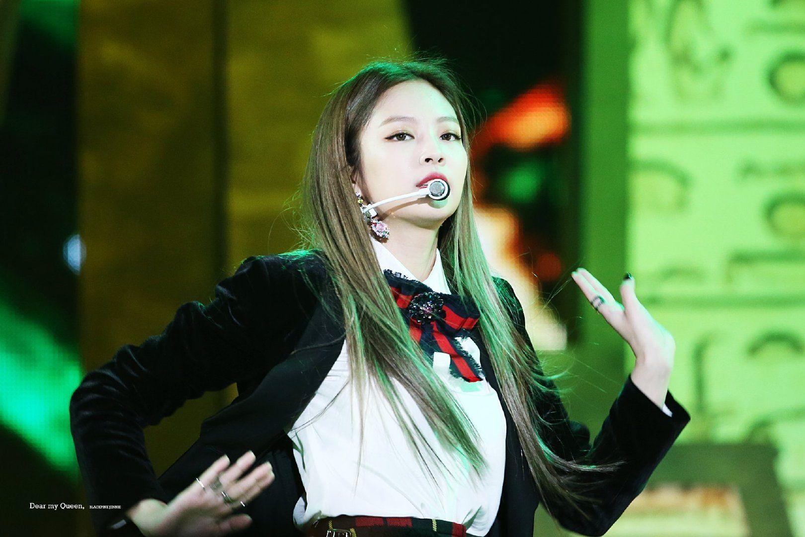 大家有可以用作电脑壁纸的Jennie的美图吗? - 知乎