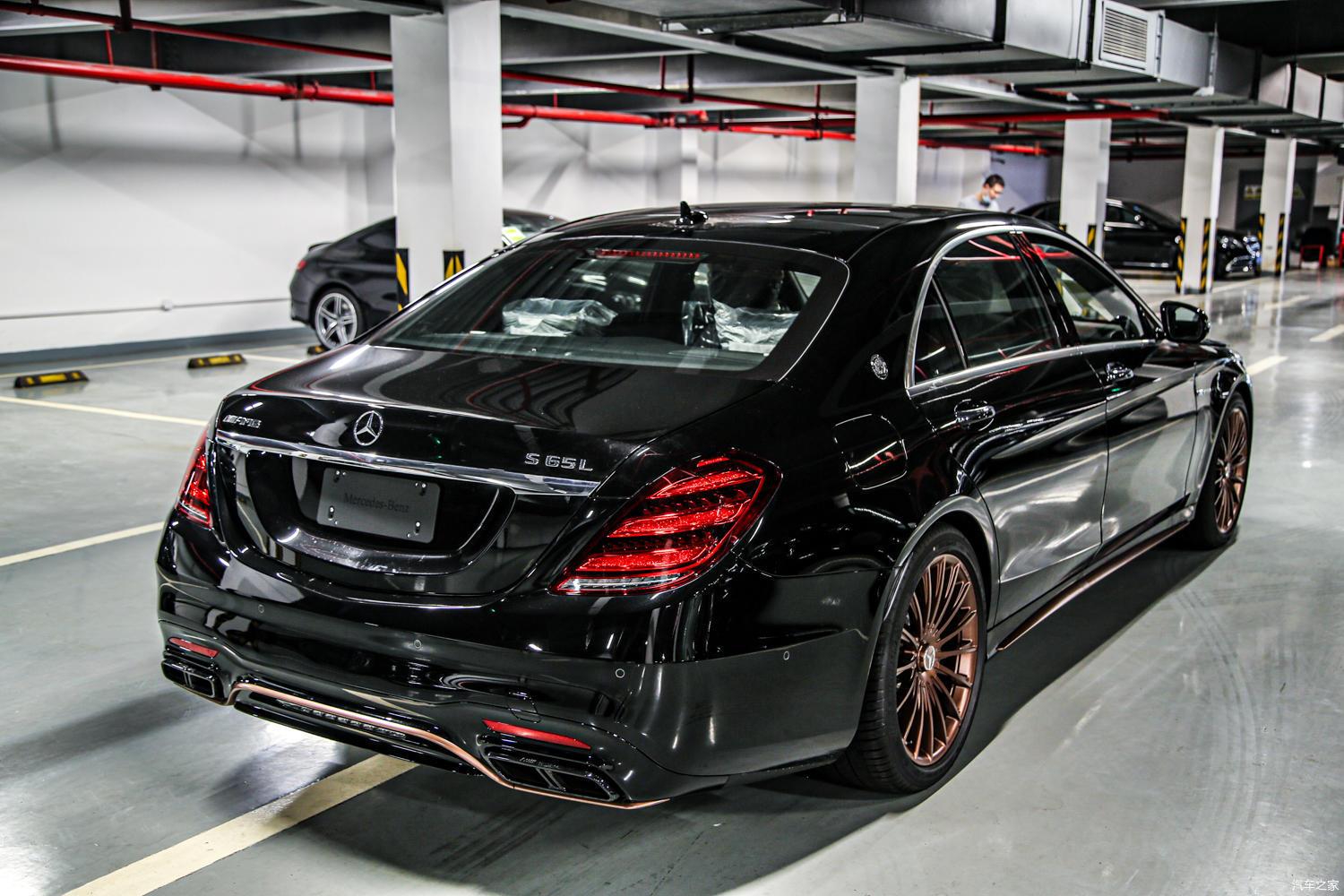 全球限量130台，奔驰V12发动机的绝唱，实拍AMG S65L典藏版 - 知乎