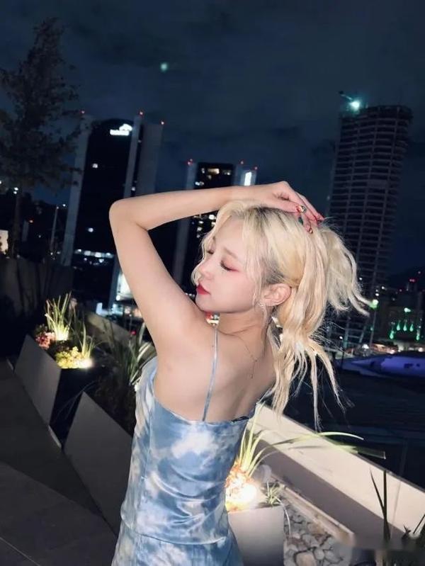 Gidle宋雨琦公开近况，炫耀好身材：身高163cm、体重47KG！ - 知乎