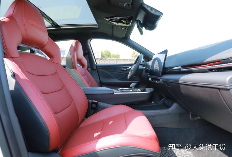 搭载1.5T+188匹，油耗7.18L，北汽魔方年轻人首选？ - 知乎