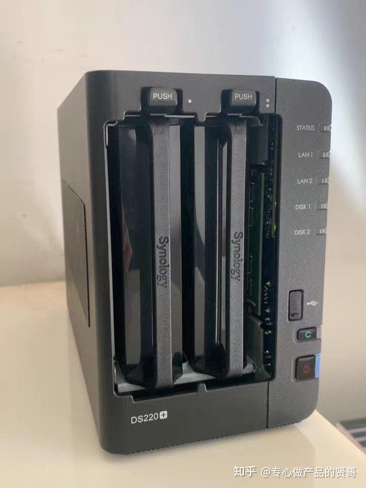 存储告急！2025年双11家用NAS私有云怎么选？绿联、群晖、威联通哪个品牌性能好&易上手？深度测评+超详细选购攻略，选NAS看这一篇就够了 ...