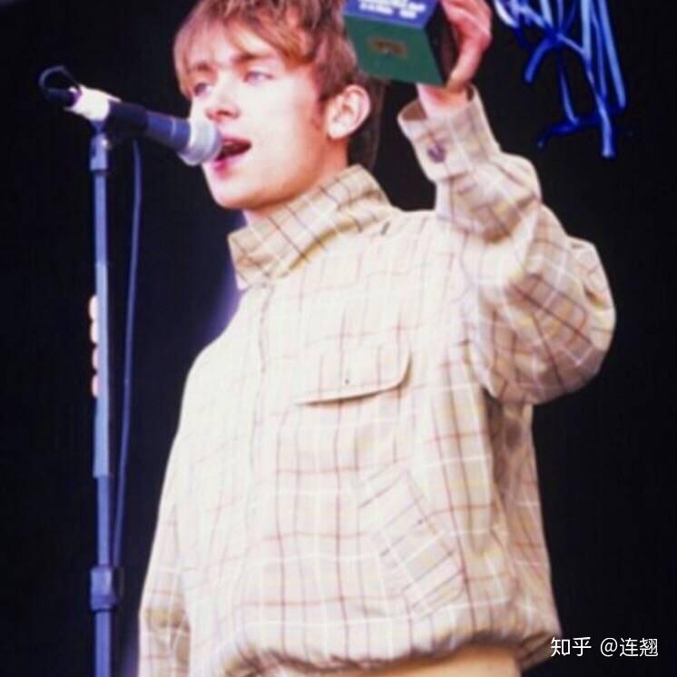 如何客观评价Damon Albarn的长相？ - 知乎