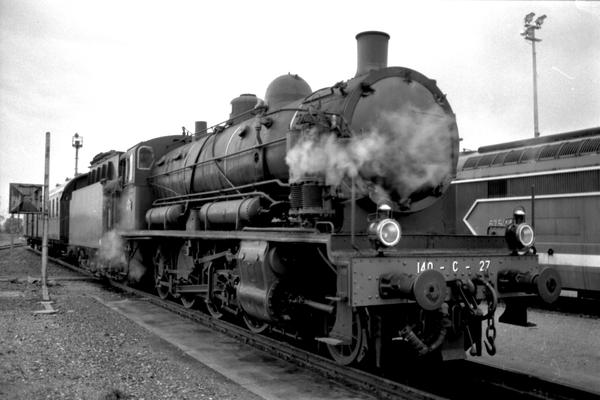 【蒸汽机车科普】牵引过列车炮的法国国营铁路140 C型蒸汽机车 - 知乎