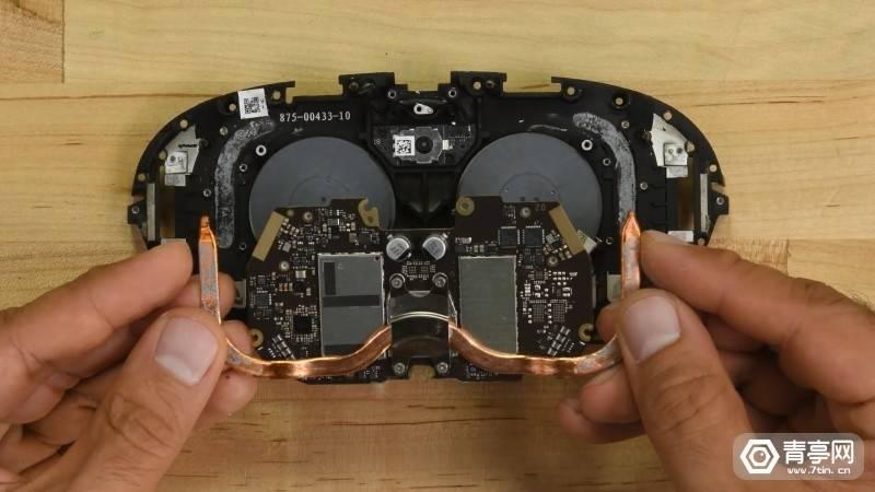 Meta Quest Pro拆解：集成度更高，设计更复杂 - 知乎