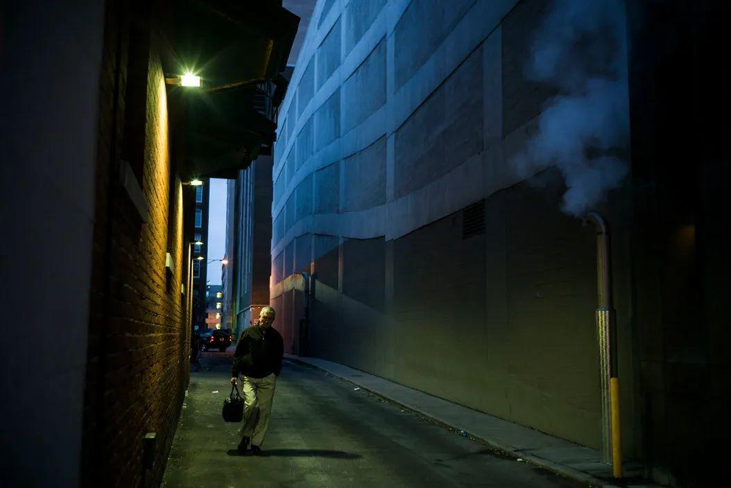 Alex Webb | 全集：99%的街拍照片都是失败的 - 知乎