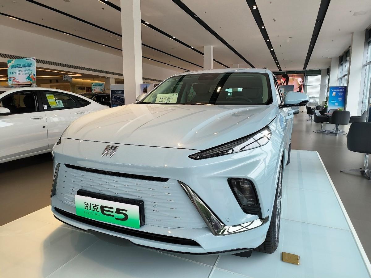 试驾别克E5，这才是一款好电动车该有的样子 - 知乎