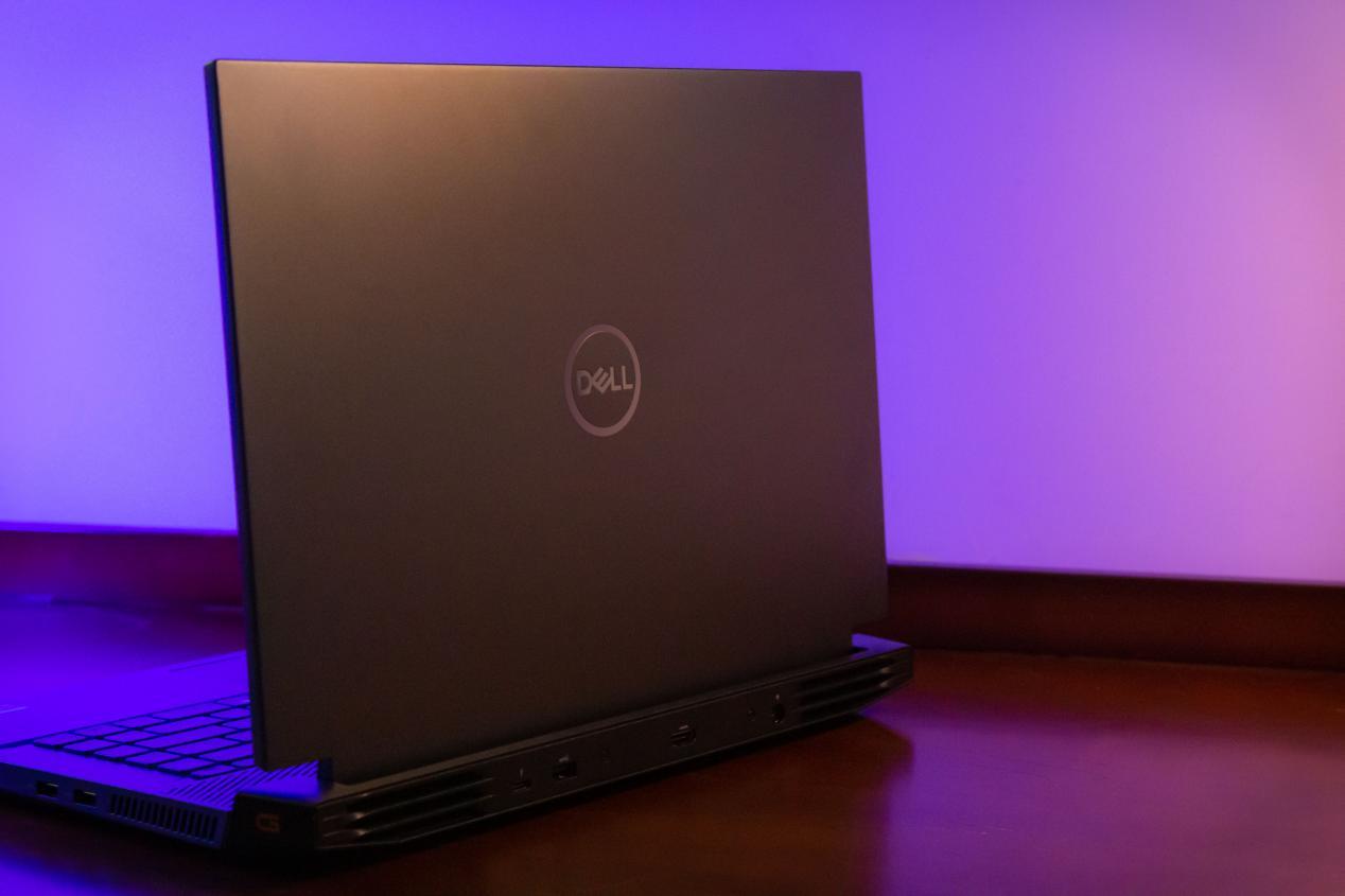 为什么新出的戴尔游匣 G16 会搭载 cherry 机械键盘和 16 寸屏幕，它们对玩游戏有什么提升？