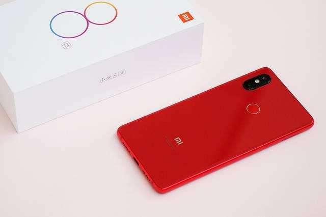 坚果Pro2s对飙小米8SE?被怼背后，机蜜告诉你都是为了啥 - 知乎