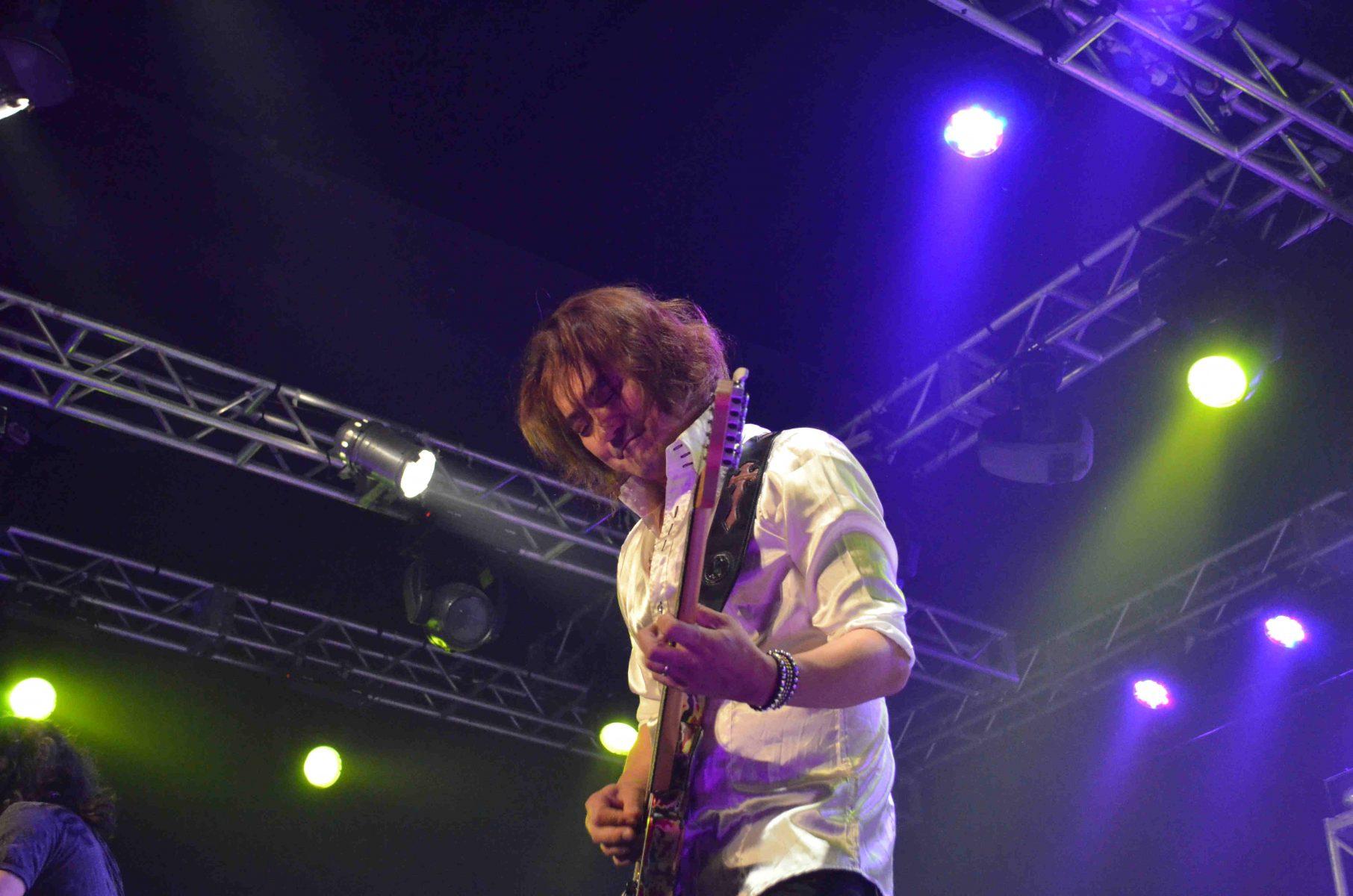 大越香里:低调而富有才华的民族风作曲家 - 知乎