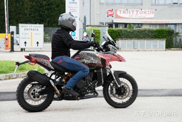 米兰车展见！贝纳利TRK800发布视频预告 - 知乎