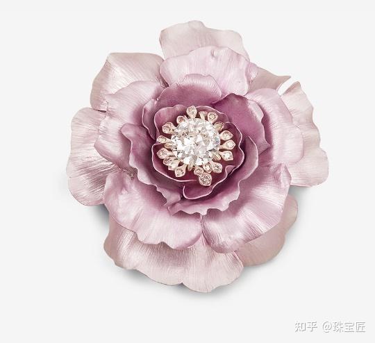 一件珠宝耗时500小时，传承125年的德国品牌Hemmerle：不会卖水果的木匠不是一个好的珠宝商 - 知乎