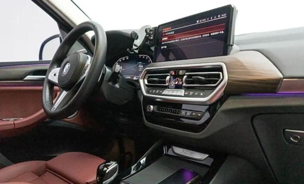 2025款宝马X3终于来了！搭2.0T+8AT带四驱，新SUV比路虎还漂亮 - 知乎