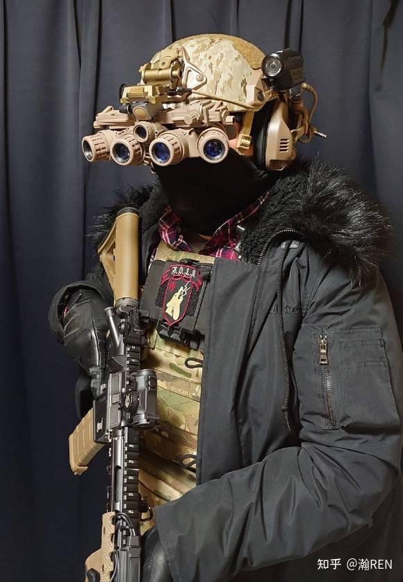 浅谈生化危机8中猎狼小队“尖齿”出装思路 - 知乎