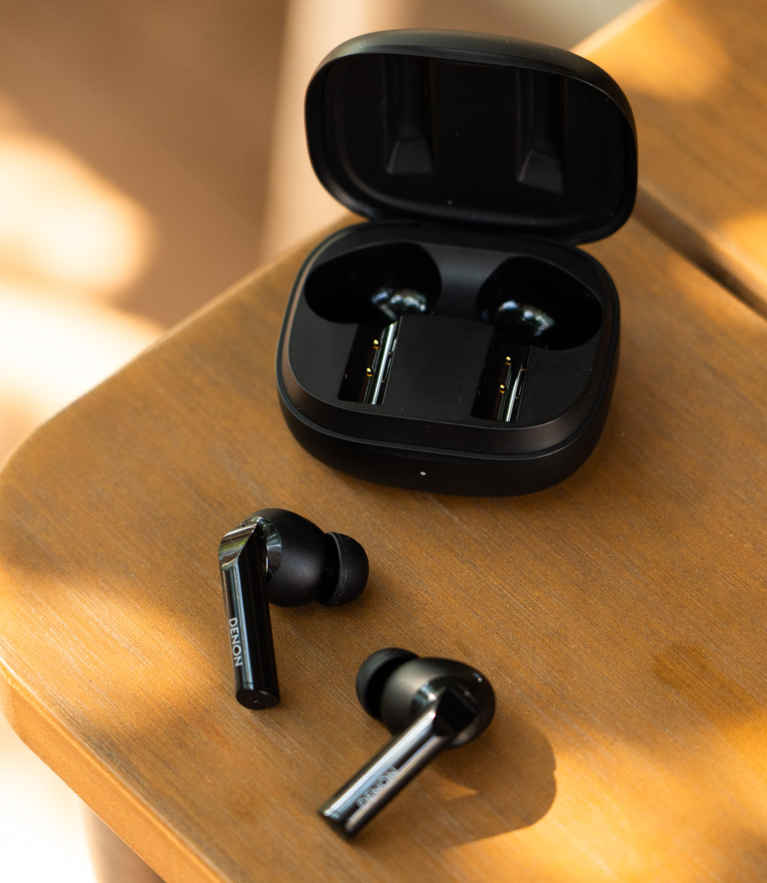 DENON AH-C840NCW 体验：传统稳定，老派音响厂商的水桶型真无线耳机 - 知乎