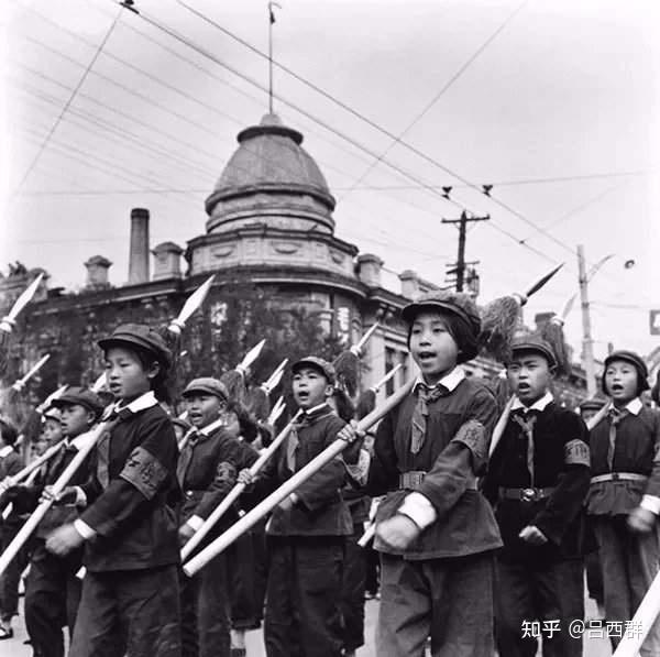 文革期间历史见证照片：《黑龙江日报》摄影记者李振盛任作品 - 知乎