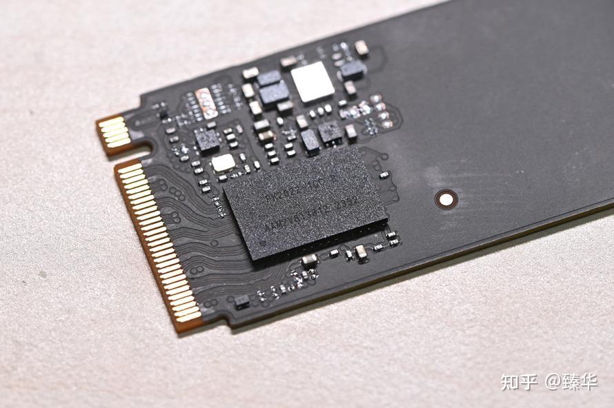 助力机械革命耀世15 Pro发挥更高性能 长江存储PC411固态硬盘评测 - 知乎