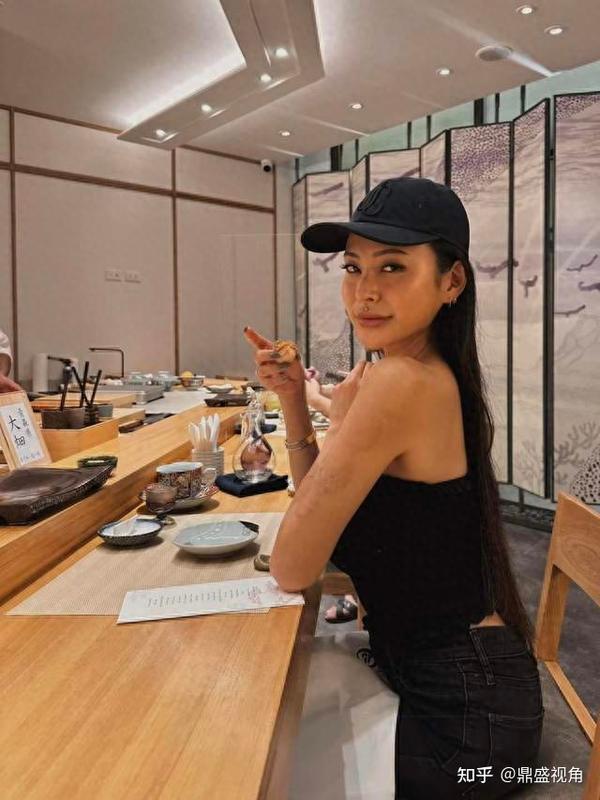 双馨女演员，蕾·莉尔·布莱克(Rae Lil Black)，详细介绍加多图赏析 - 知乎