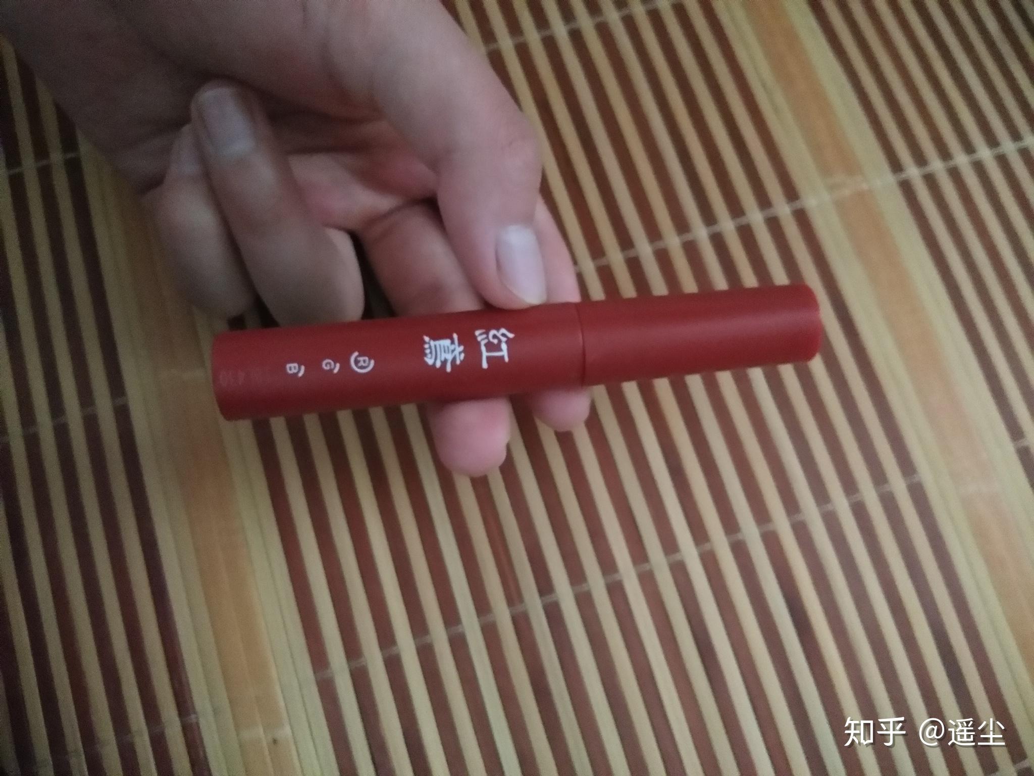 新手需要买哪些化妆品10个基本化妆物件 知乎