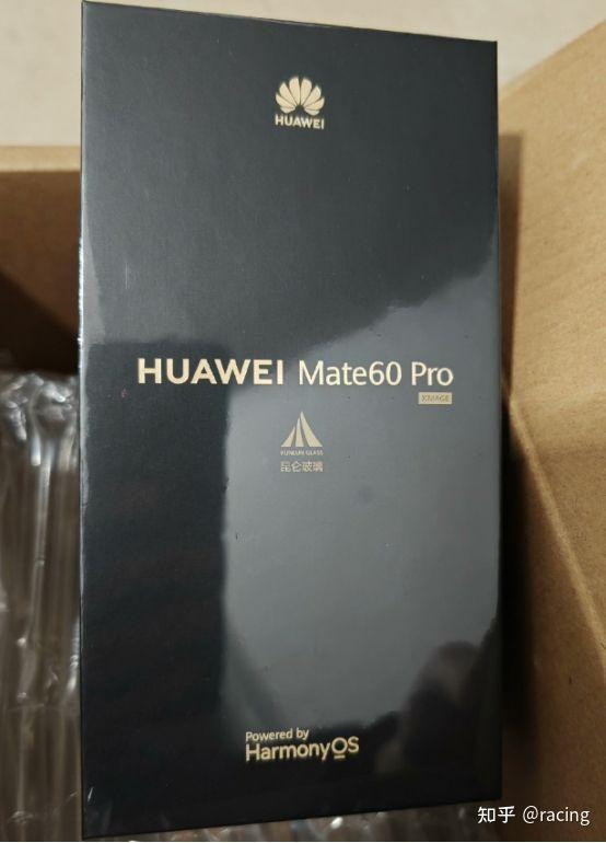 网友买全新Mate60Pro，称它是iPhone15Pro Max最强对手！ - 知乎