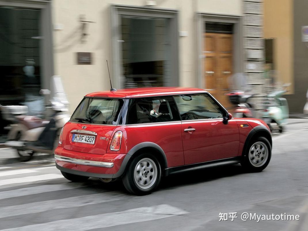 试驾MINI Cooper R50：大号玩具车的快乐，要上手才知道 - 知乎