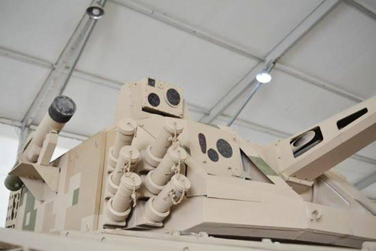 帅气+实力！中国新款外贸步战车VN-17全解析 - 知乎