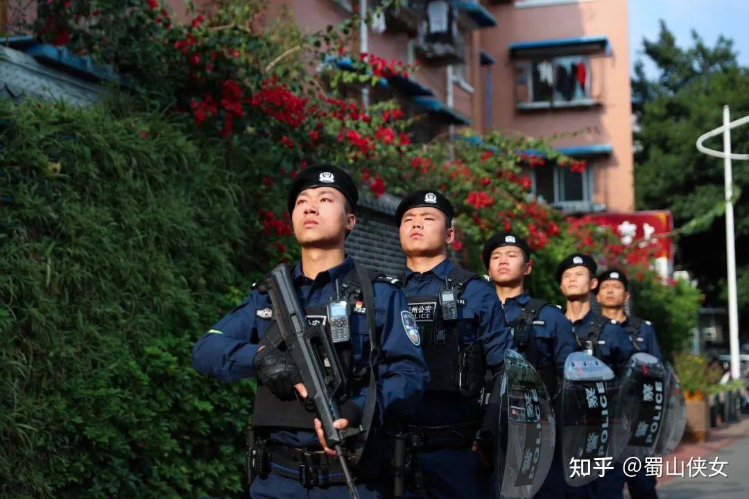 成都彭州公安PTU机动部队成立 - 知乎