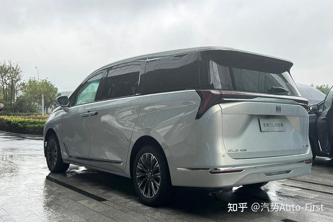 别克GL8陆尊焕新 把MPV界弄紧张了｜汽势新车 - 知乎