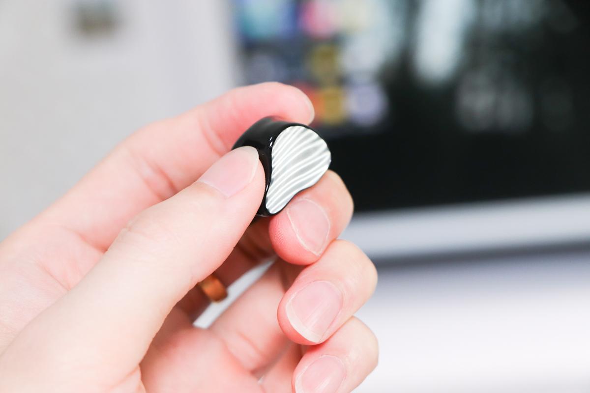 惠威AW75蓝牙耳机：外观设计拒绝千篇一律，双麦降噪+6mm超薄振膜 - 知乎