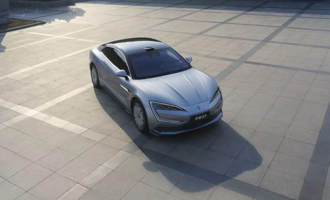 62.8 万的仰望 U7，用航母同款技术捅破 BBA「护城河」 - 知乎