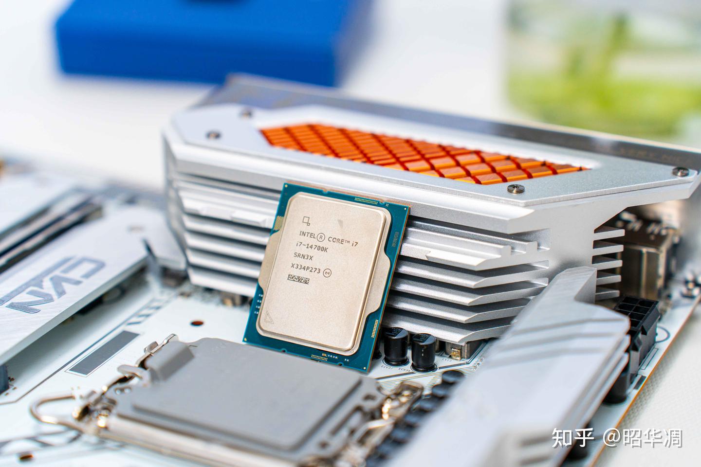 【首发测评】丨14700K！这可能是 Intel 14代 酷睿最良心的型号