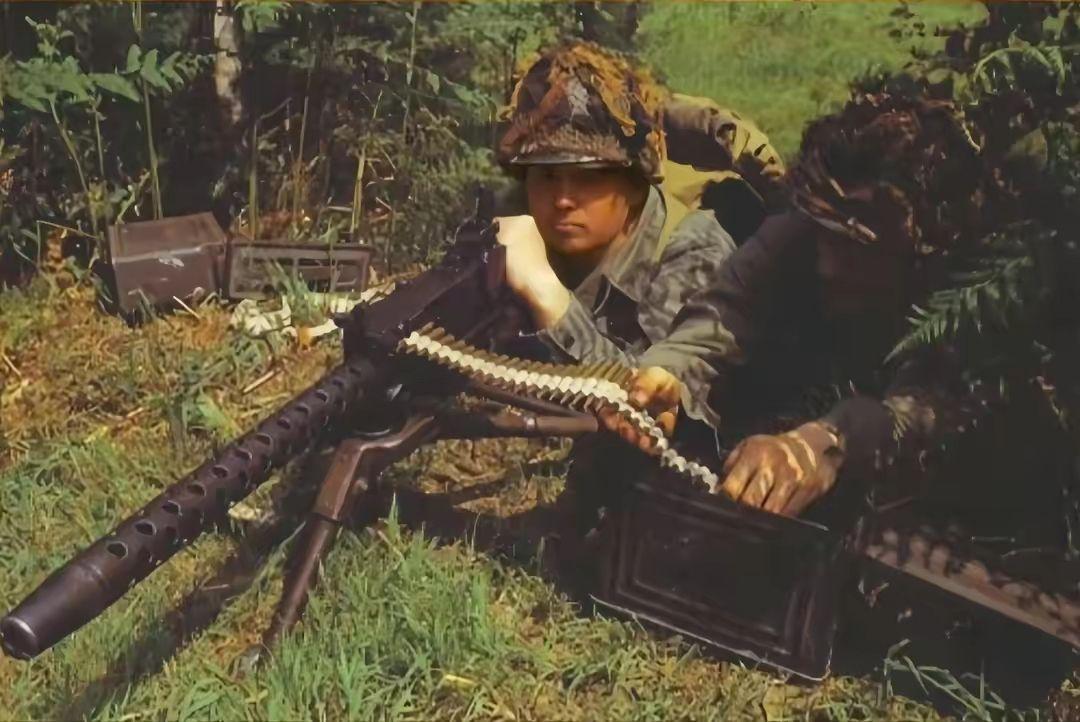 军事巨擘——美国勃朗宁M1919A4 7.62毫米重机枪，二战经典武器！ - 知乎