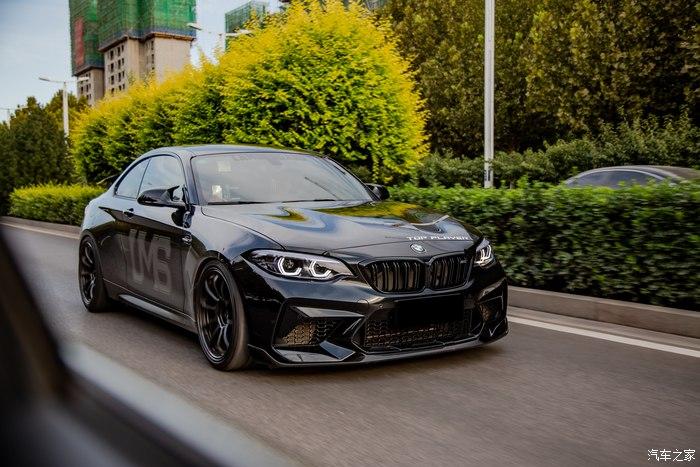 一台可以横着走的的小怪兽 宝马M2C - 知乎