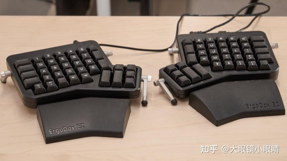 如何评价李楠怒喵科技（AngryMiao）4 月 29 日发布的机械键盘 AM HATSU？ - 知乎