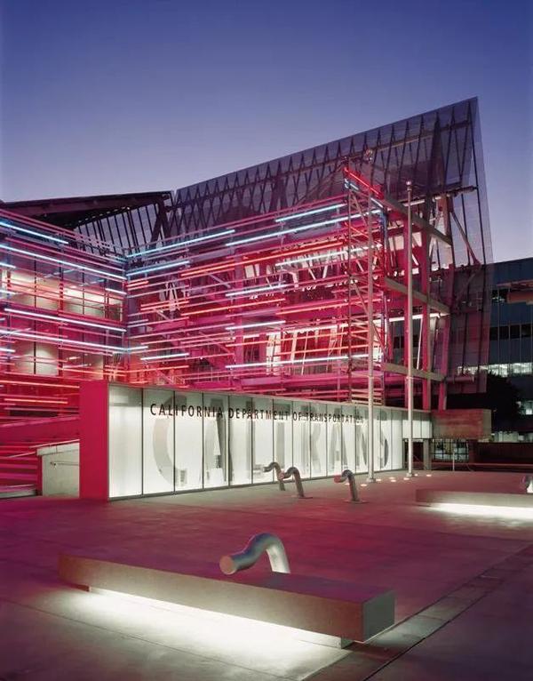 Thom Mayne 汤姆·梅恩｜【极速100x10】100个设计师的1000个项目【016】 - 知乎