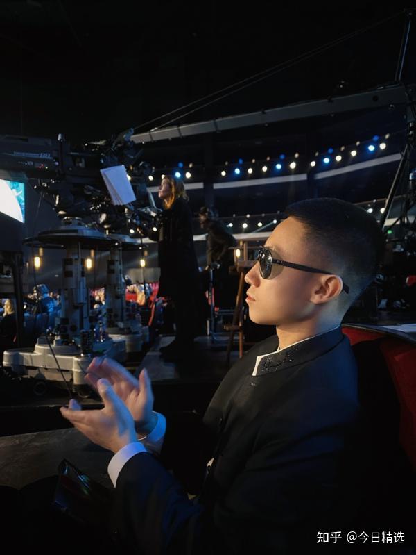 创华人历史！制作人Official Zeze签约美国环球唱片集团 - 知乎