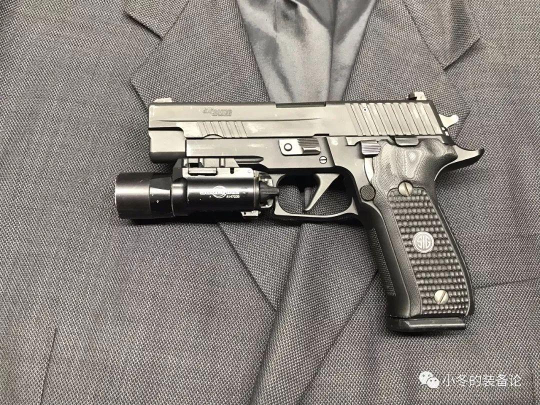 穿正装怎样隐蔽携带枪支？ - 知乎