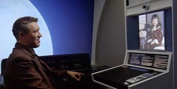 赛博考古:《2001太空漫游》影响了后世的计算机审美 - 知乎